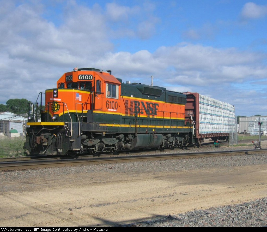 BNSF 6100